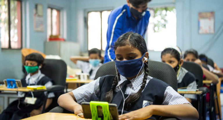 Hybrid Vidya: A Complete Guide to obtain e-Education